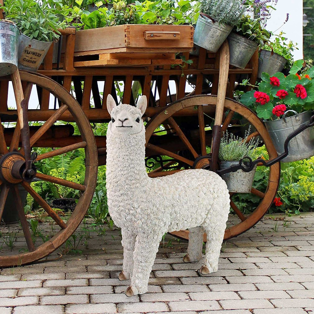 Design Toscano Alpacalypse Alpaca – Estatua De Jardín (tamañ ...